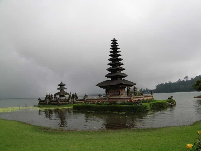 Bali, Travel Information and pictures - BigFoto.com