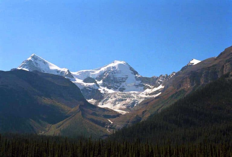 Canada Picture and Visitor Information - BigFoto.com