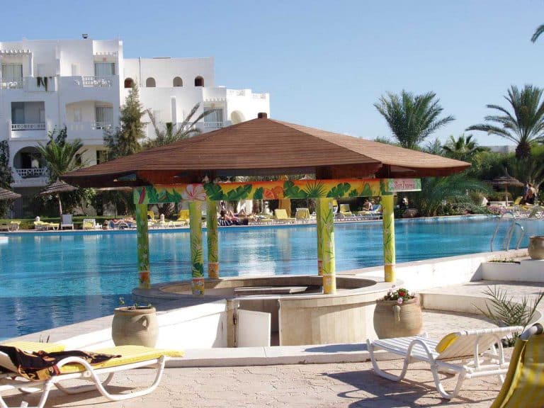 Tunisia; travel information and free photos - BigFoto.com